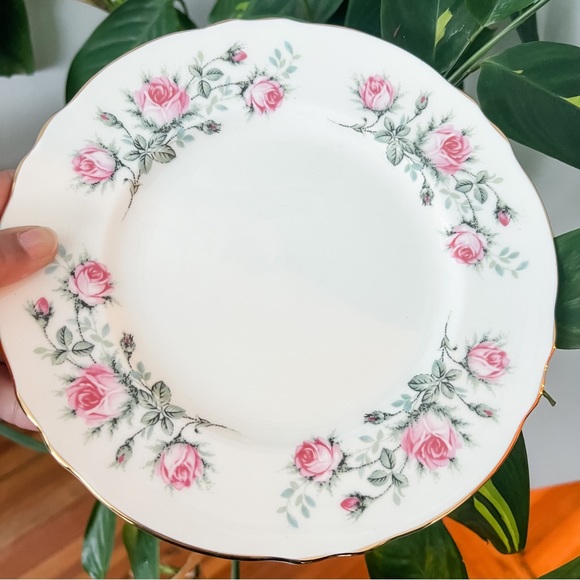 Dining | Vintage Majestic Choice Fine Bone China Plates 4 | Poshmark